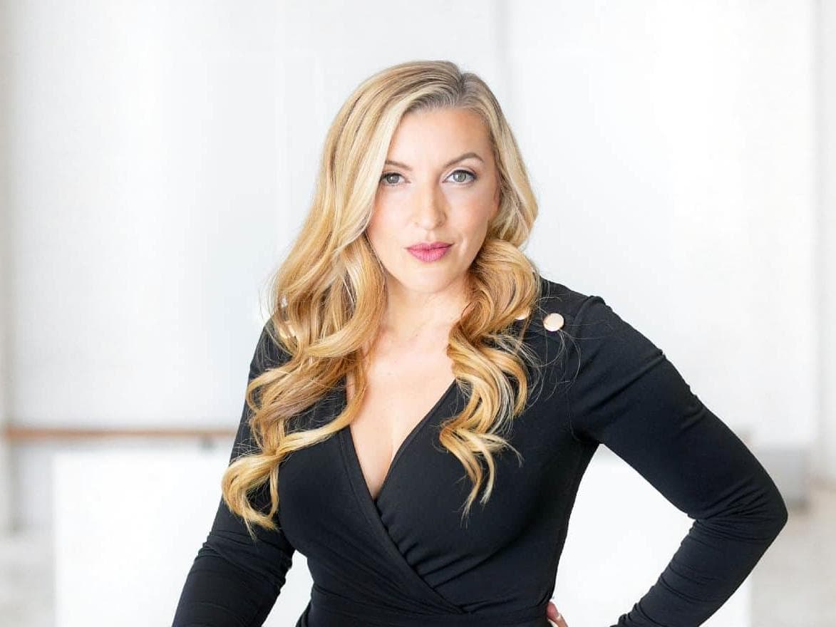 LA Broker Challenges 2026 'Housing Reset' Narrative, Points to Interest ...